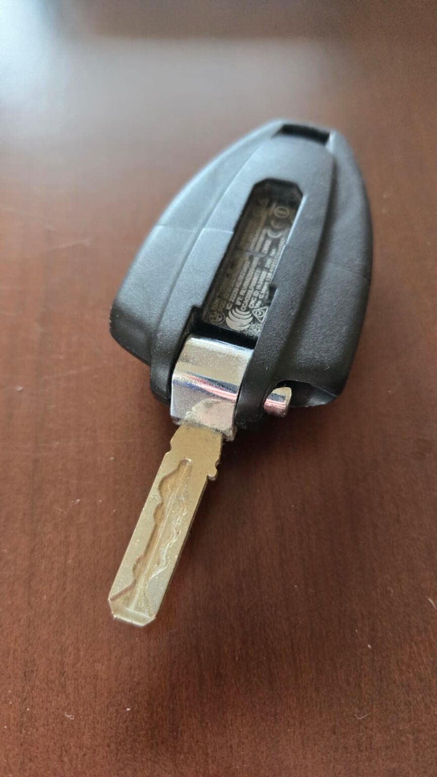 BMW R18 key battery replacement – BMW R18 repair manual – maintenance ...